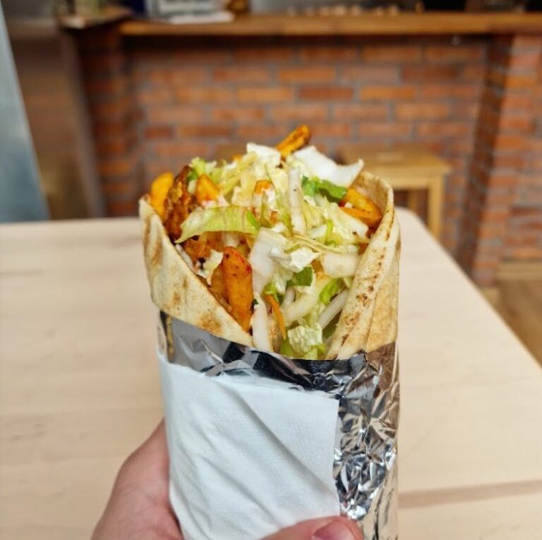 8 Best Döner Kebabs in Warsaw (2026)