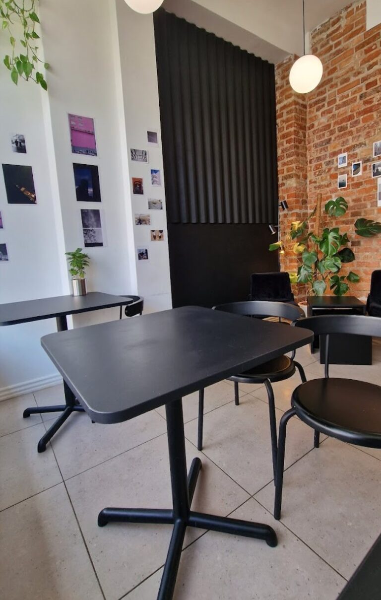 27 Best Cafés in Warsaw That You'll Love (2026)