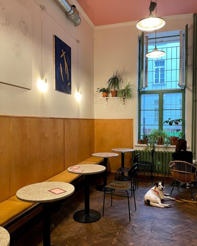 27 Best Cafés in Warsaw That You'll Love (2026)