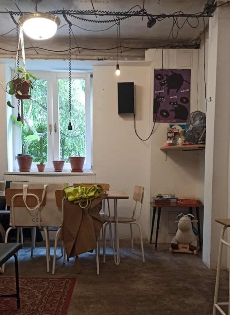 27 Best Cafés in Warsaw That You'll Love (2026)