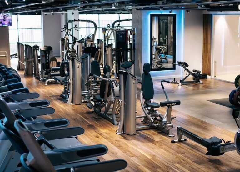 7 Best Gyms in Warsaw (2026)