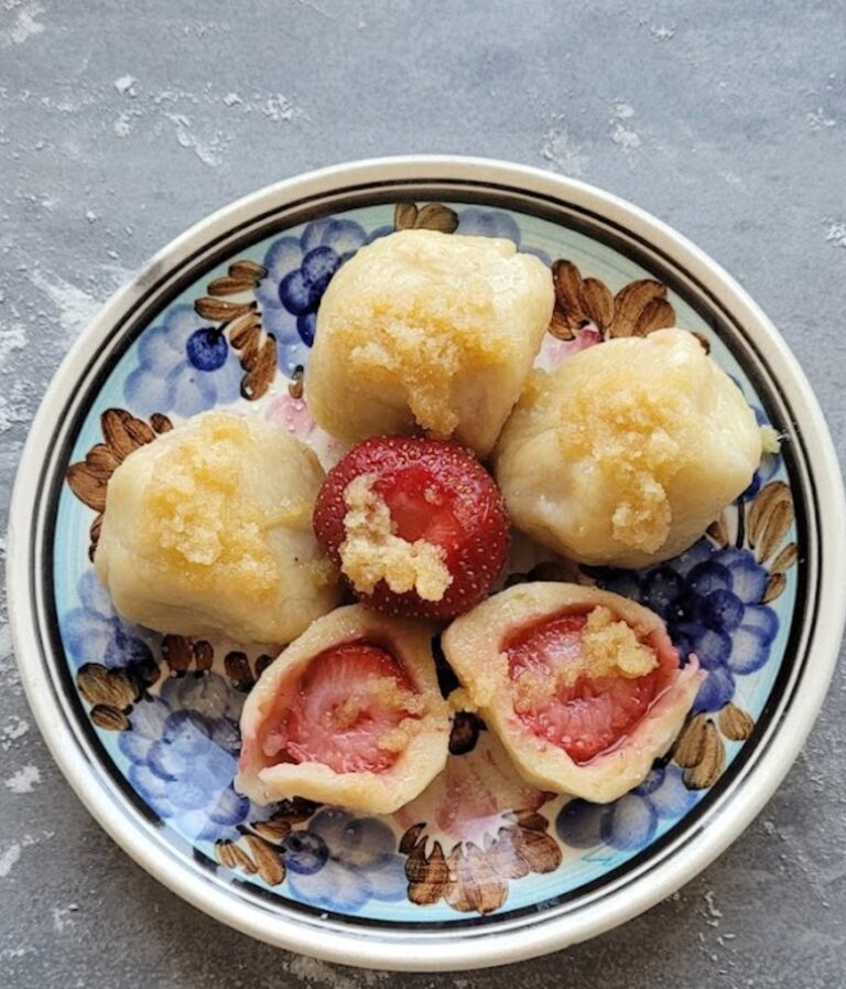 11 Best Places with Polish Dumplings (Pierogi) in Warsaw