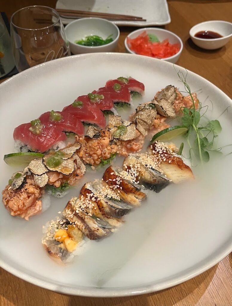 12 Najlepszych Miejsc z Sushi w Warszawie (2026)