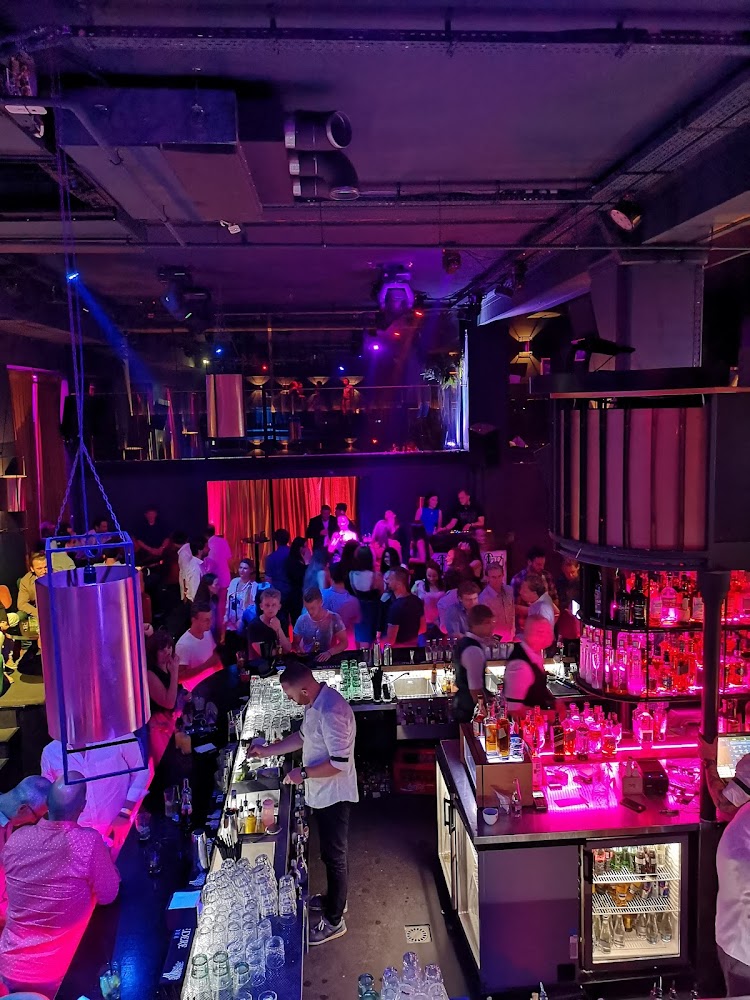 11 Best Night Clubs in Warsaw (2026)